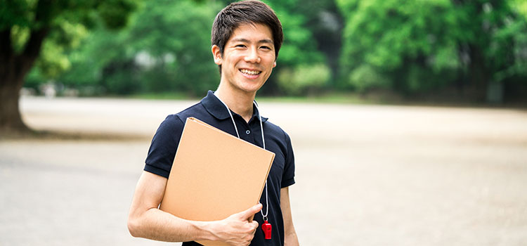 How to Become an Athletic Trainer in 6 Steps | Natural Healers